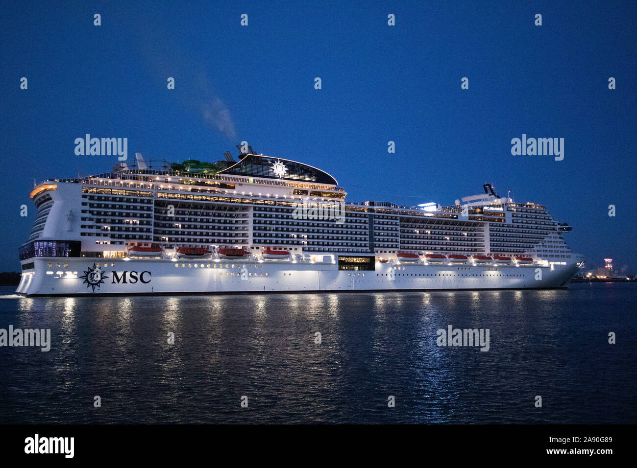 Southampton, Hampshire, England, UK. 12 November 2019. MSC Grandiosa ...