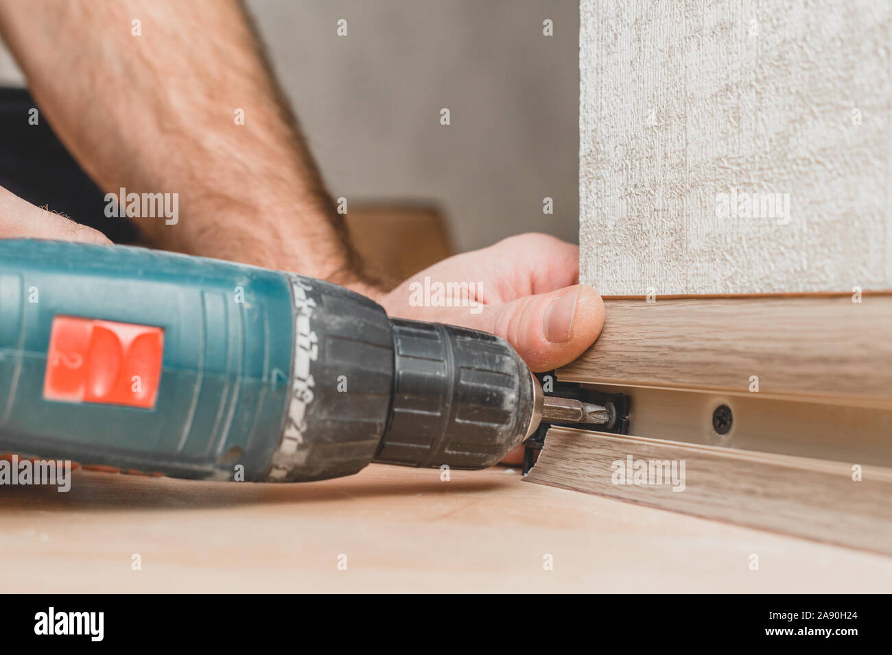 Technology of installation and installation of plastic floor plinth ...