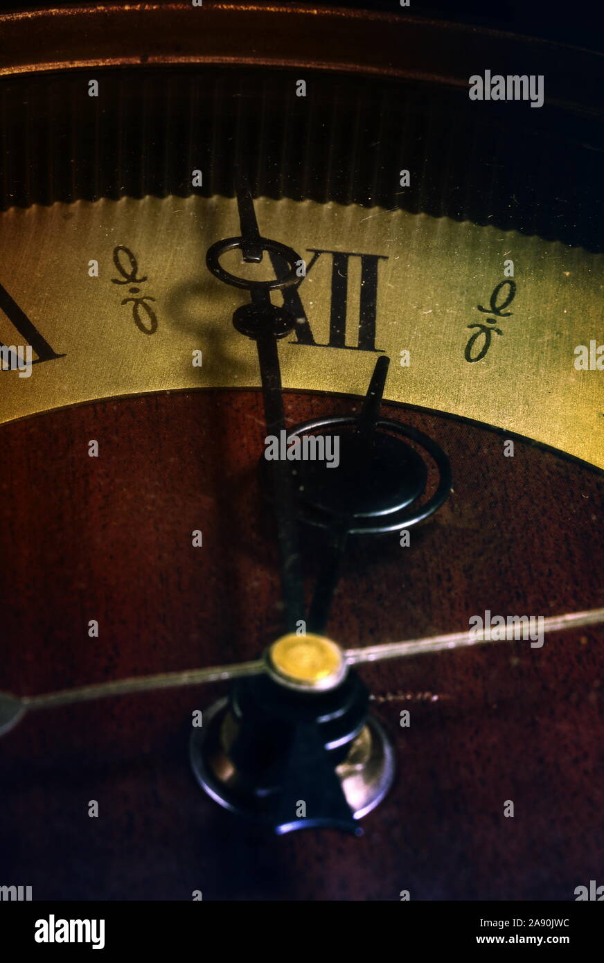 Instrument arrow hi-res stock photography and images - Alamy