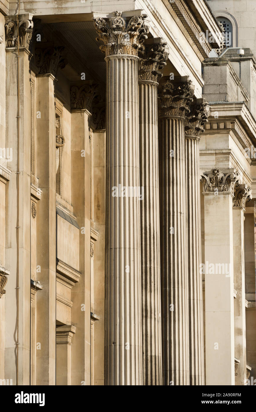 The National Gallery, columns. Trafalgar Squre, London, Britain Stock ...