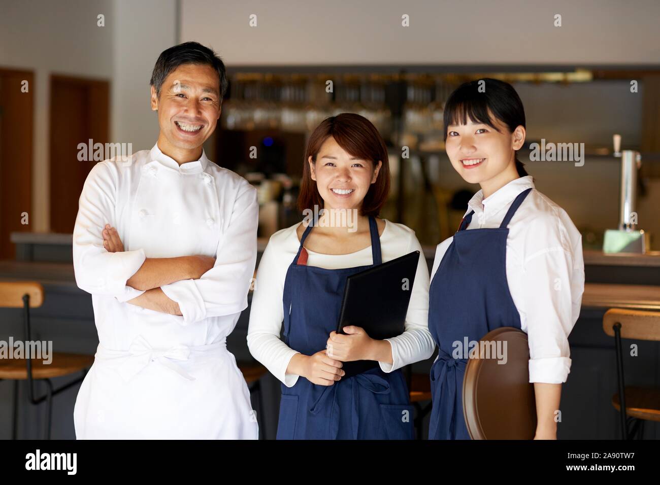 Japanese restaurant staff Stock Photo - Alamy