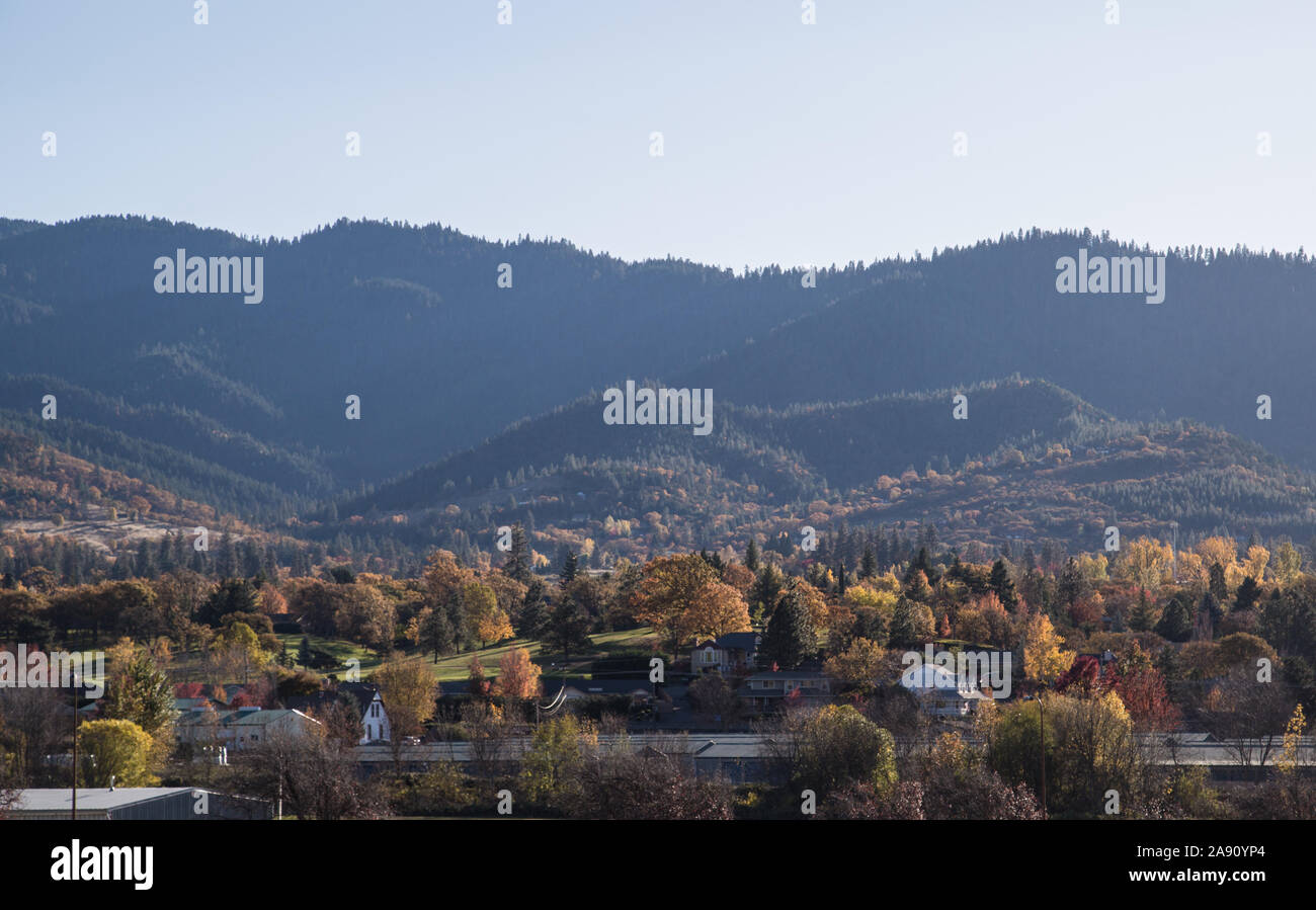 Ashland oregon hi-res stock photography and images - Alamy