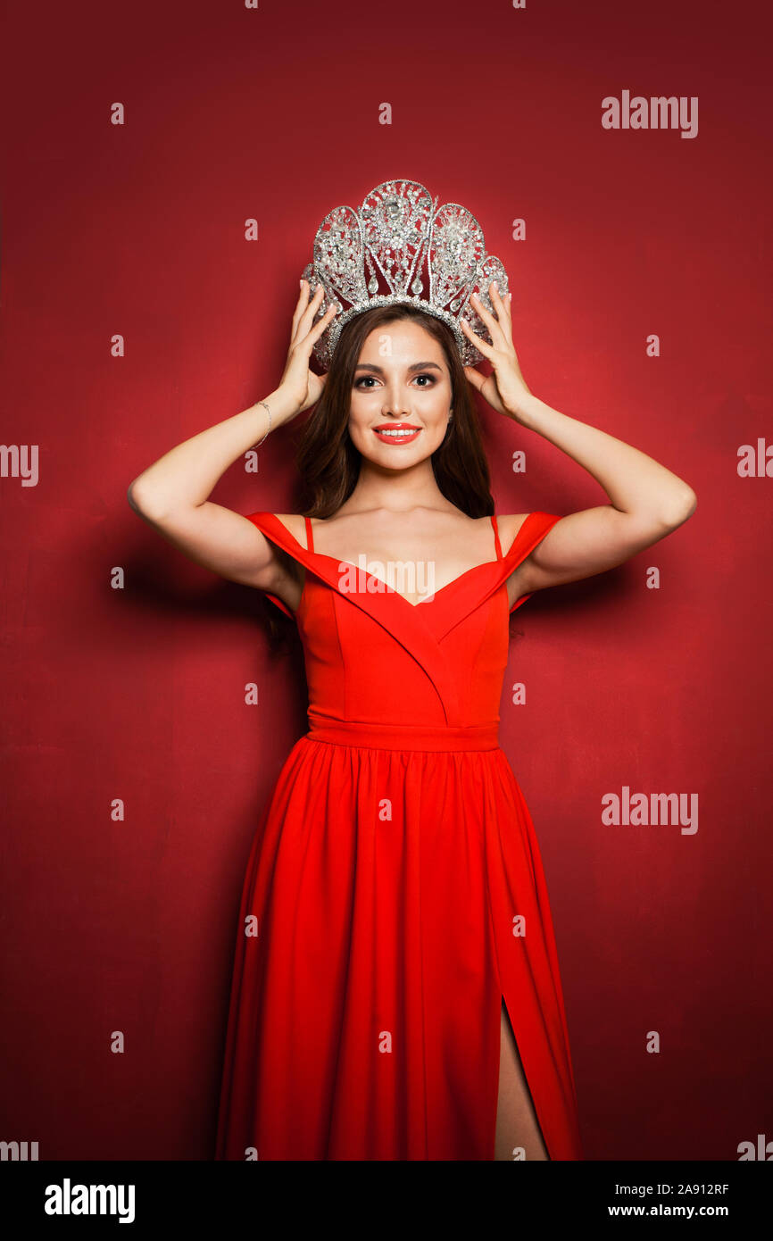 Perfect crown hi-res stock photography and images - Alamy