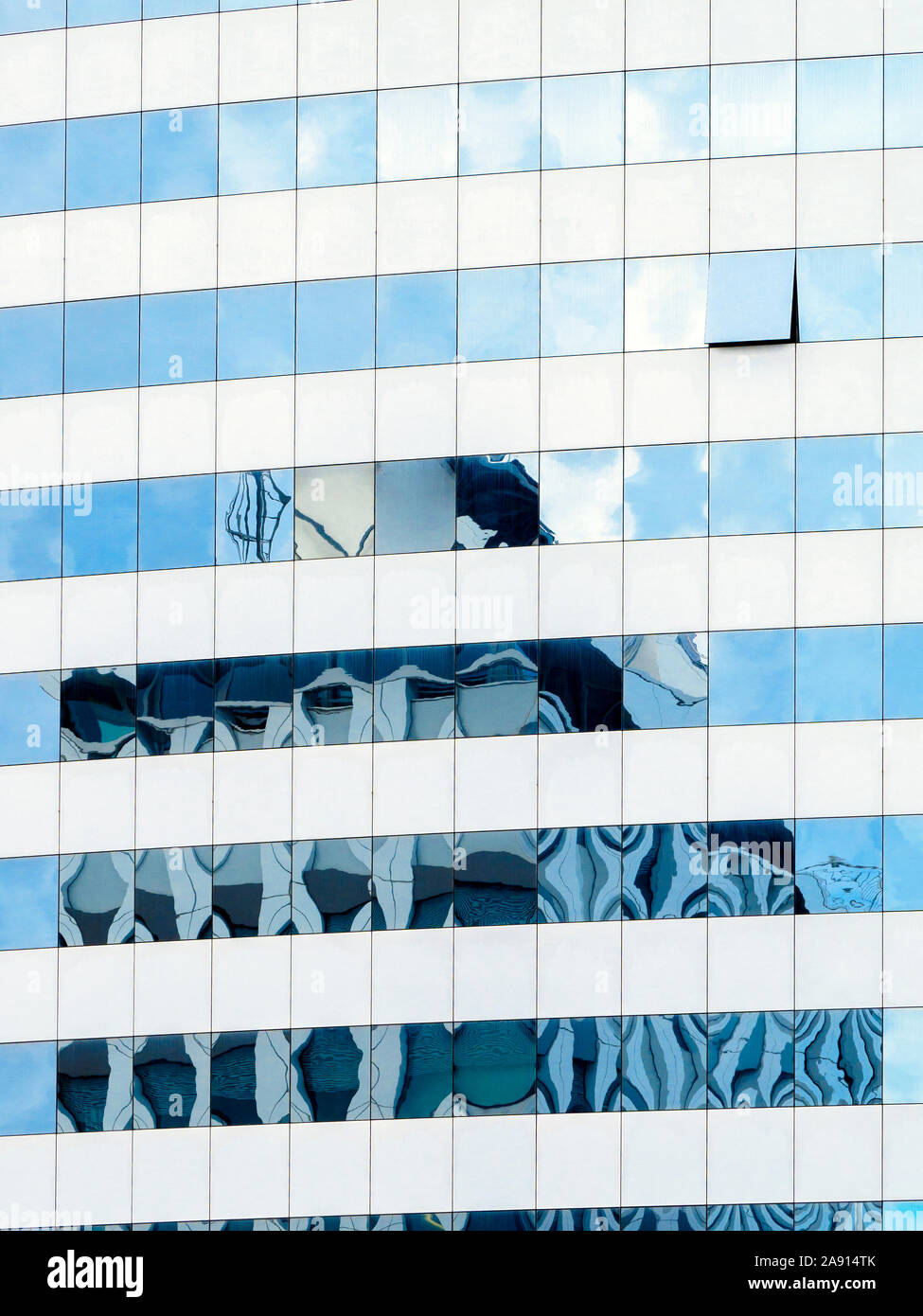 Modern windows hi-res stock photography and images - Alamy