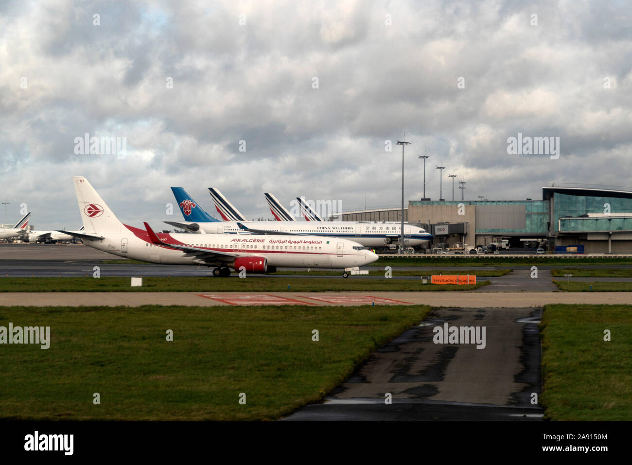 PARIS, FRANCE - NOVEMBER 7 2019 - Vharles de Gaulle CDG airport landing ...