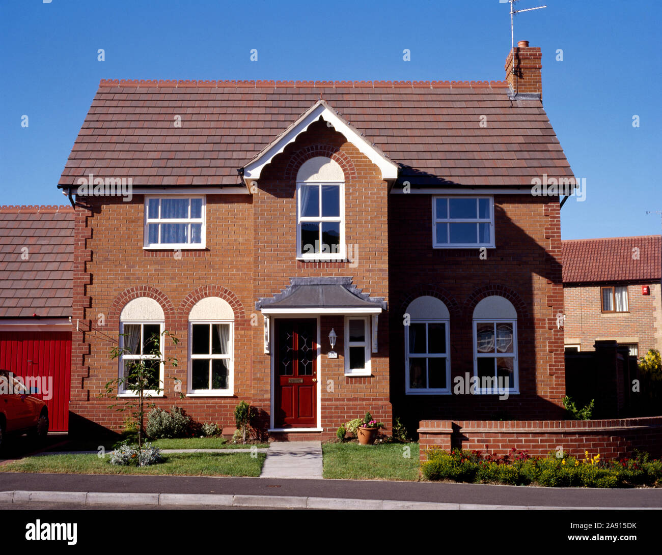 Suburban homes in UK Stock Photo - Alamy