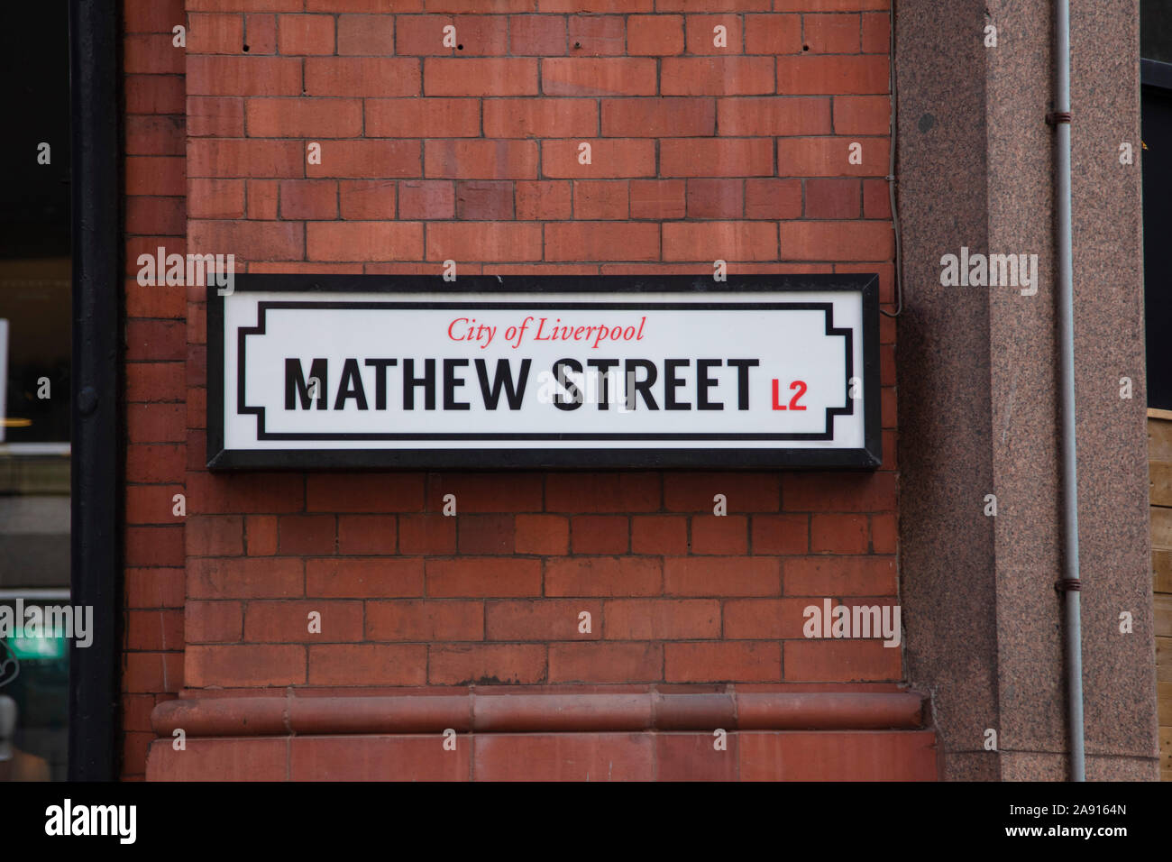 Liverpool Road Sign High Resolution Stock Photography and Images - Alamy