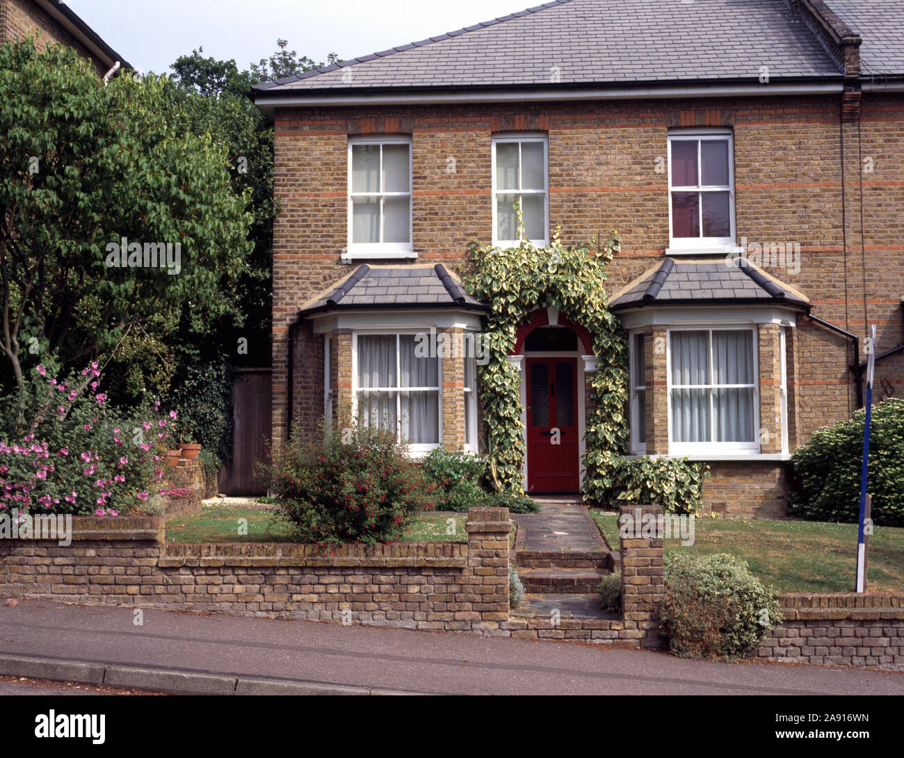 Exterior of house in London UK Stock Photo - Alamy