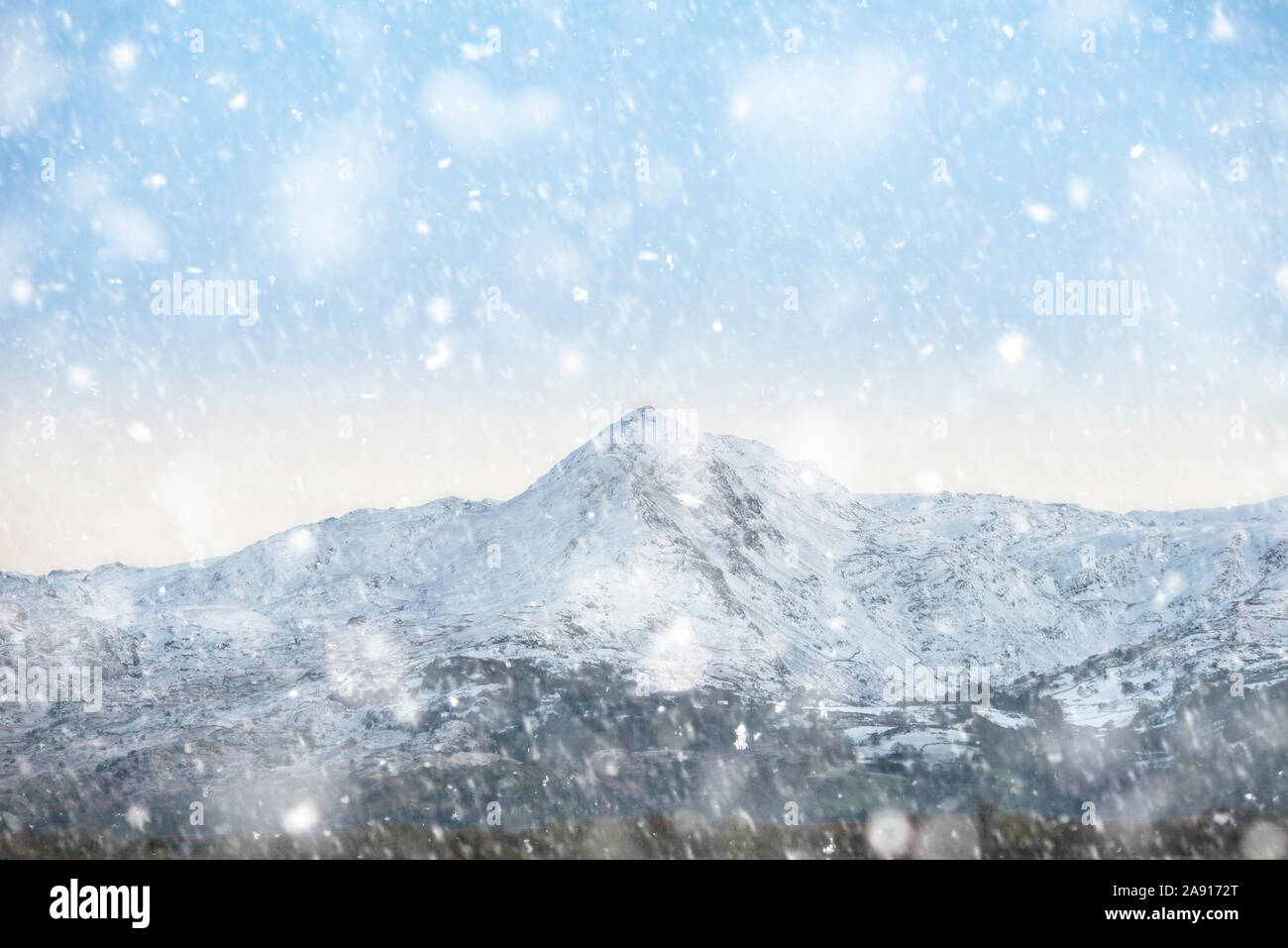Beautiful Winter landscape image of Mount Snowdon and other peaks in ...