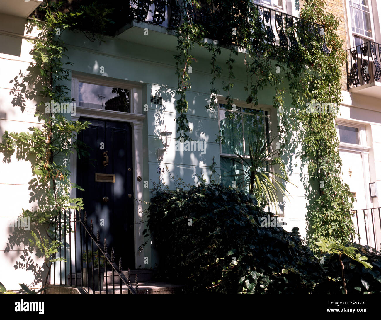 Exterior of house in London UK Stock Photo - Alamy