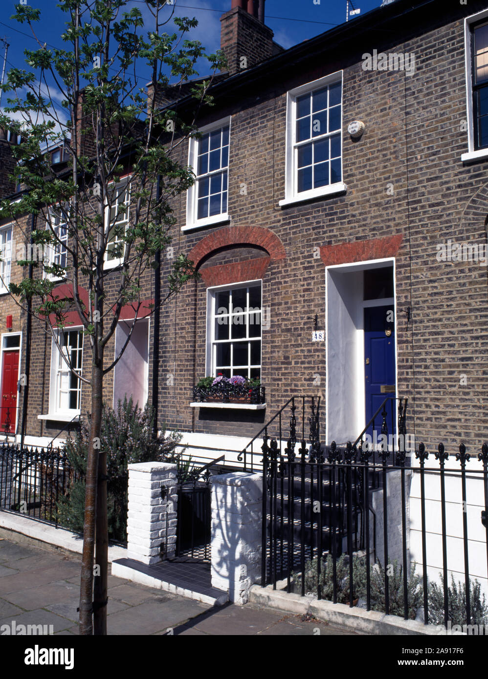 Exterior of house in London UK Stock Photo - Alamy