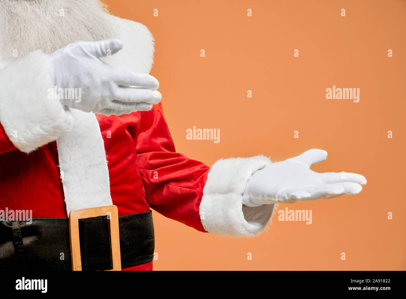 Santa claus showing open hand hi-res stock photography and images - Alamy