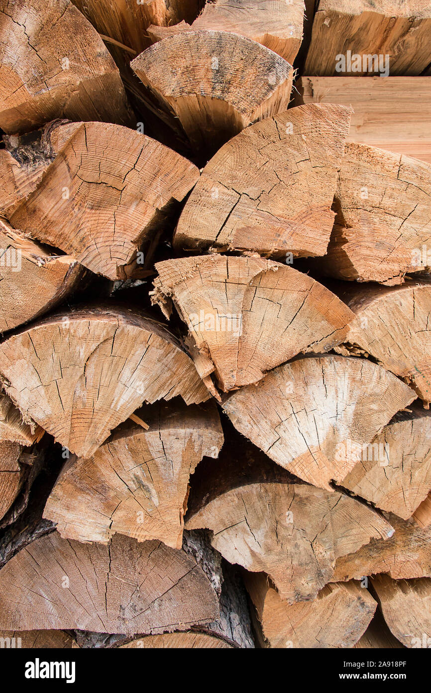 Firewood texture hi-res stock photography and images - Alamy