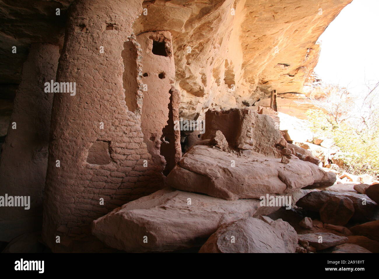 Dogon country : ancient constructions (plateau Stock Photo - Alamy