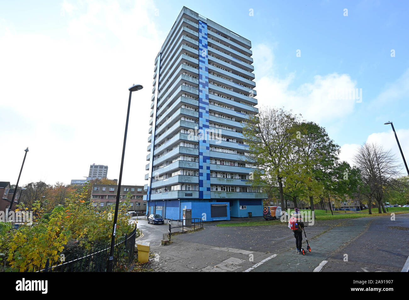 Coventry high rise flats tower blocks hi-res stock photography and ...