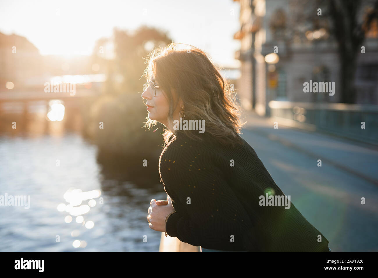 Woman beauty autumn and back lit hi-res stock photography and images ...