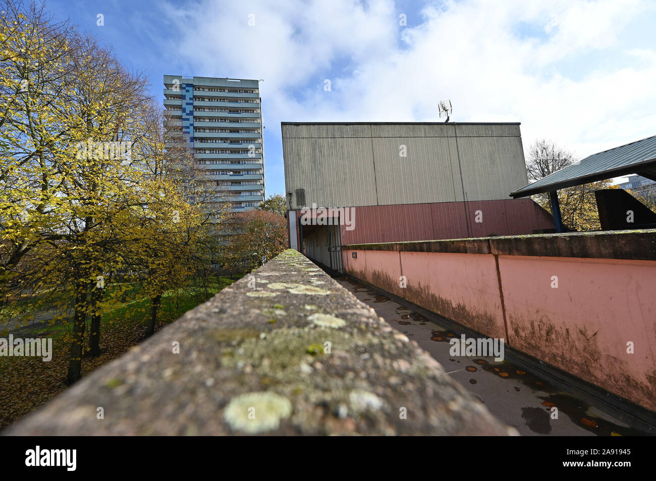 Coventry high rise flats tower blocks hi-res stock photography and ...