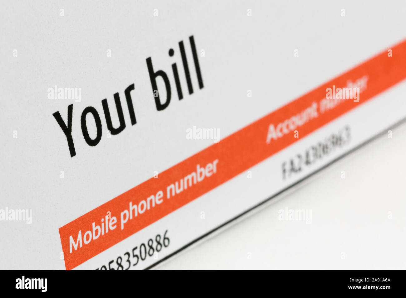 Mobile uk hi-res stock photography and images - Alamy