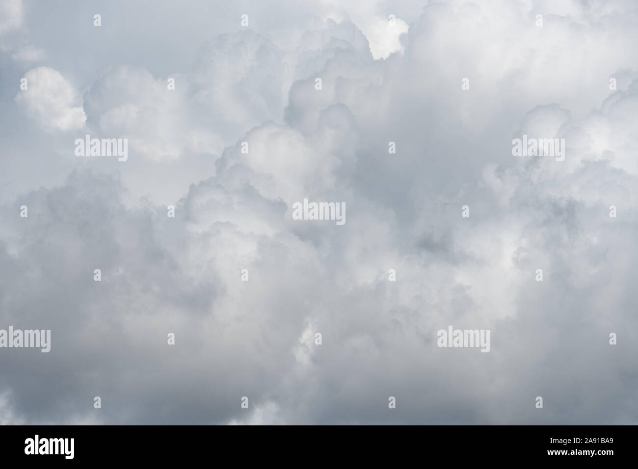 Sky with gray cumulus clouds Stock Photo - Alamy