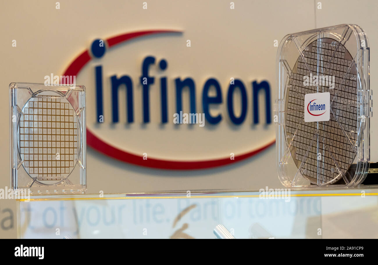 Neubiberg, Germany. 12th Nov, 2019. The Infineon logo is affixed to a ...