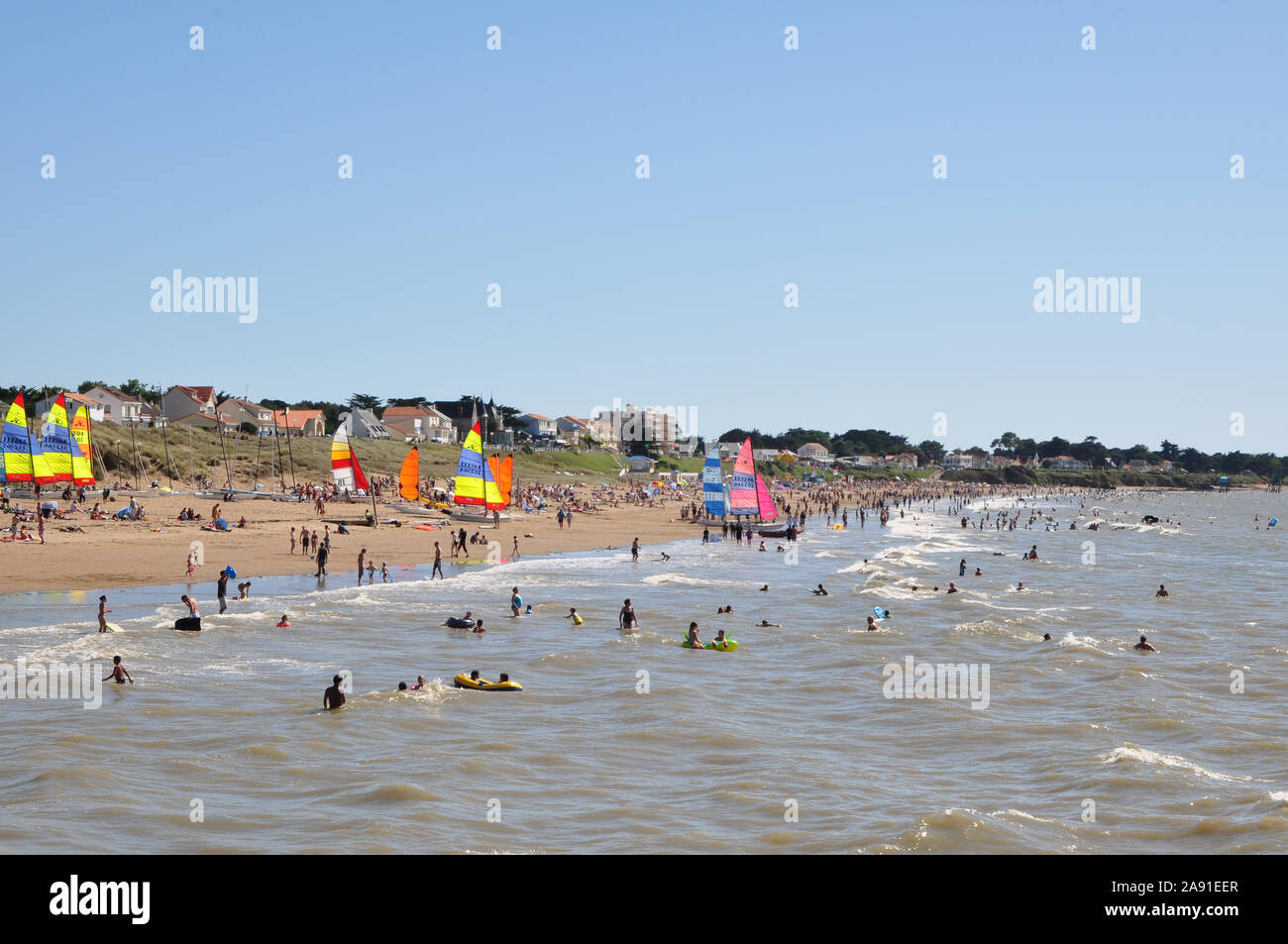 Tharon beach, St Michel-Chef-Chef , France Stock Photo - Alamy