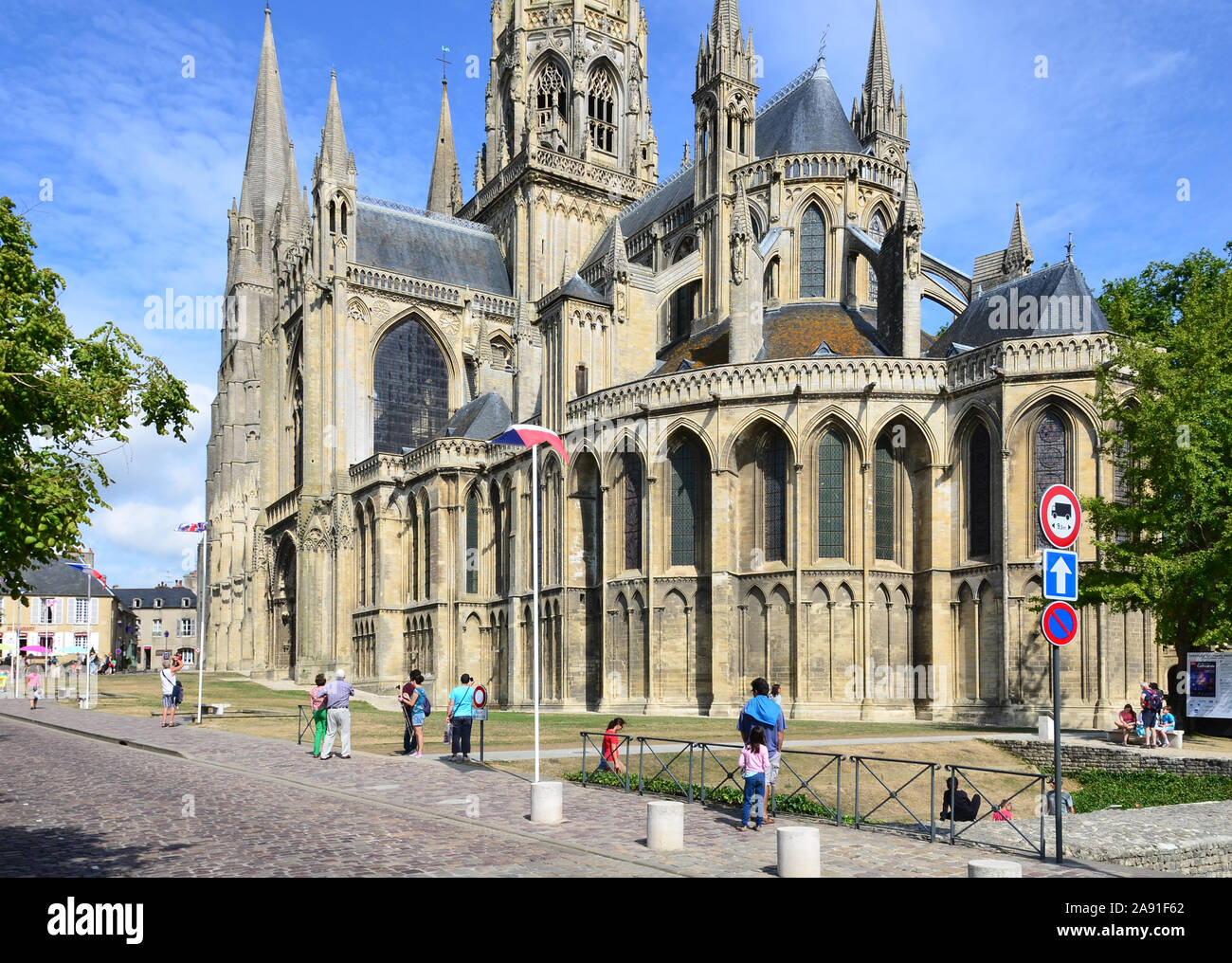 Cathedral normandy france hi-res stock photography and images - Alamy
