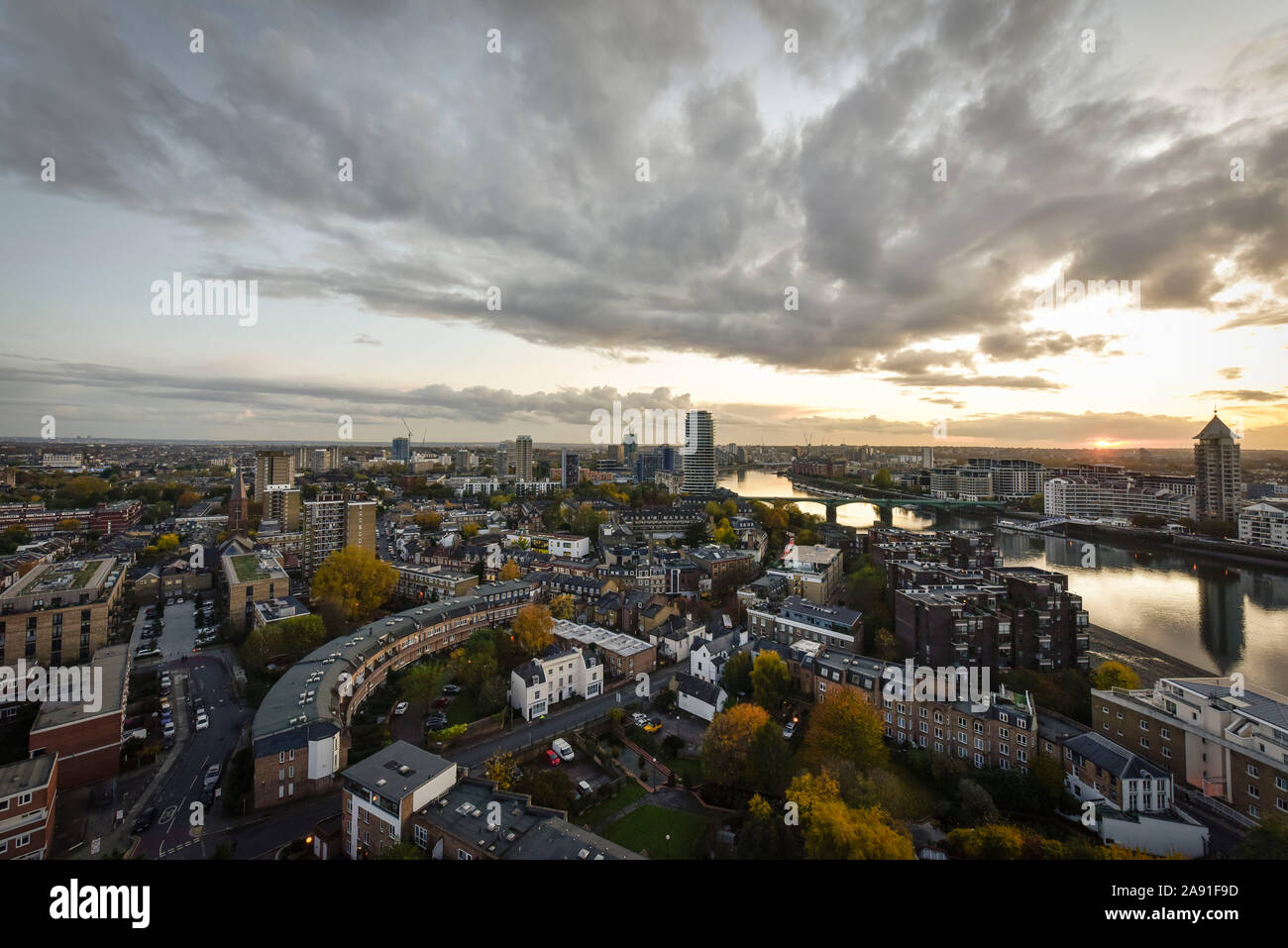 Battersea square hi-res stock photography and images - Alamy