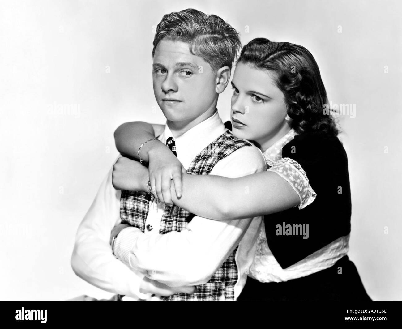 MICKEY ROONEY and JUDY GARLAND in LOVE FINDS ANDY HARDY (1938 ...