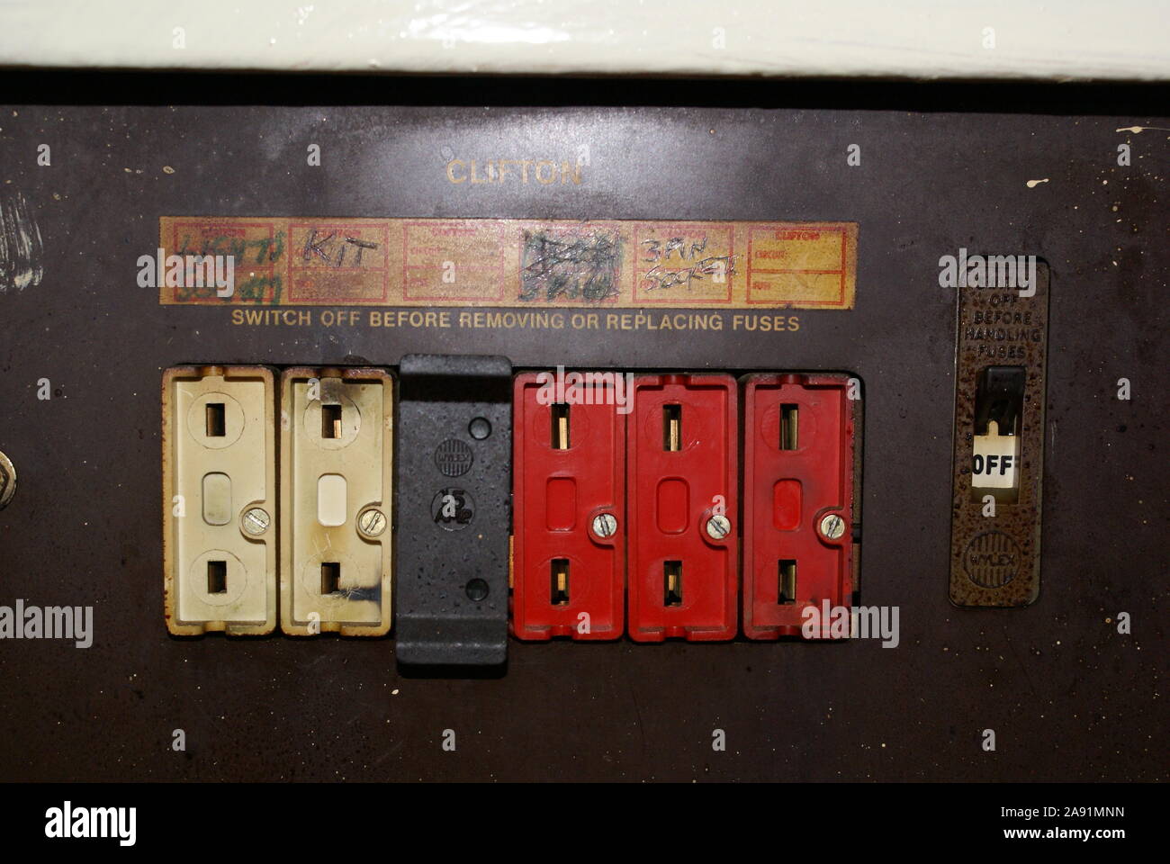 Electrical wires an appliance hi-res stock photography and images - Alamy