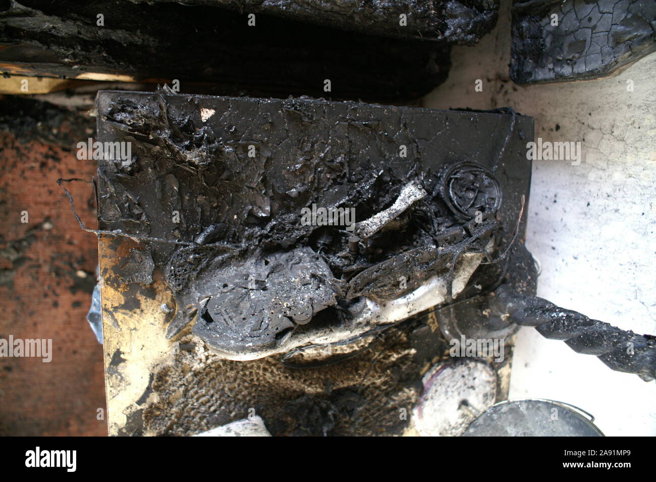 Structure fire hi-res stock photography and images - Alamy