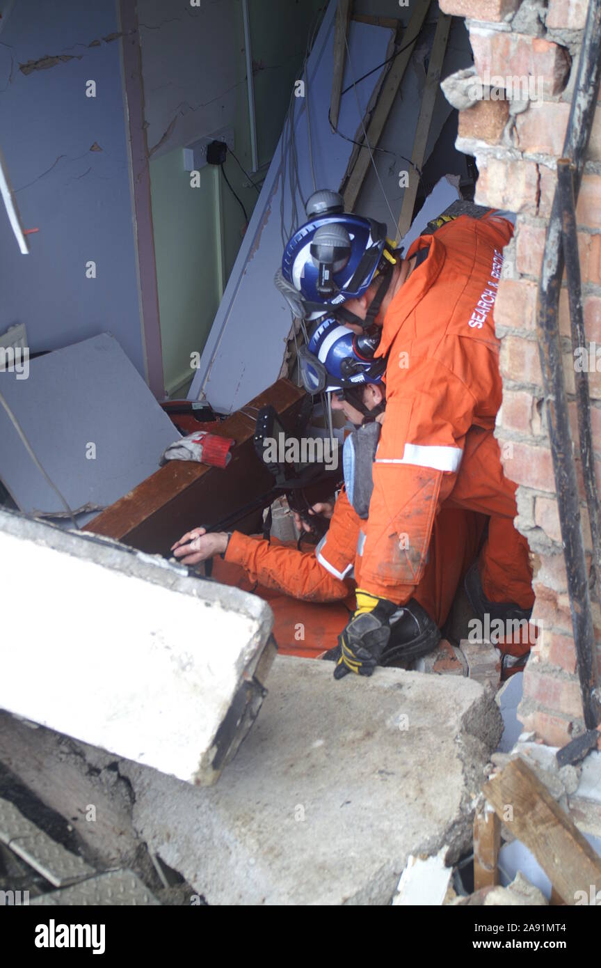 Destruction back hi-res stock photography and images - Alamy
