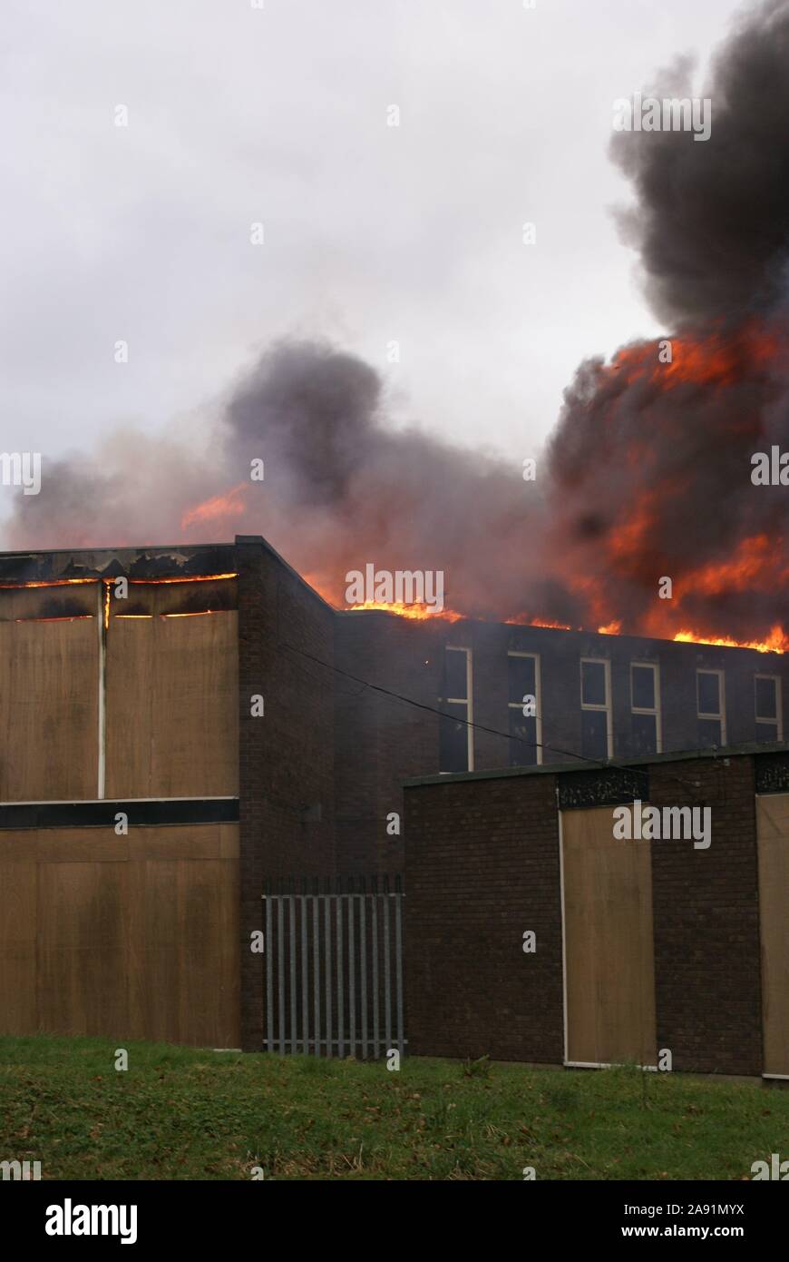 Faulty gas fire hi-res stock photography and images - Alamy