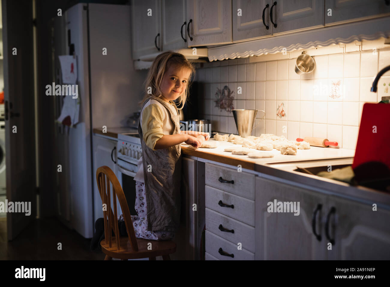 Image of baking hi-res stock photography and images - Alamy
