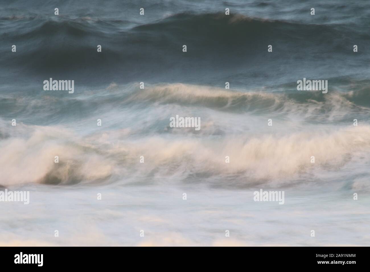 Silky smooth waves Stock Photo - Alamy