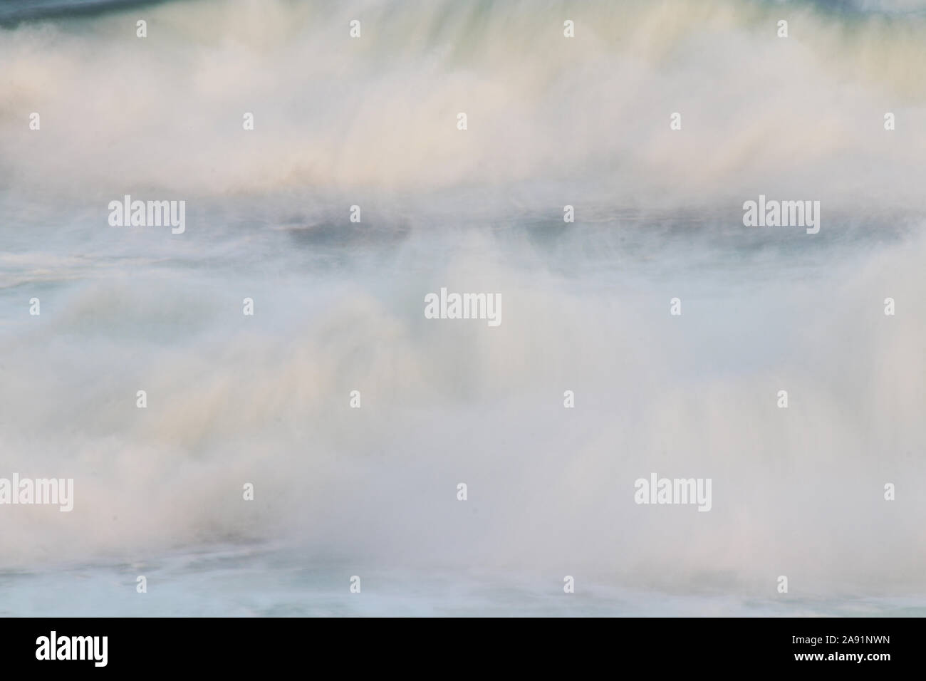 Silky smooth waves Stock Photo - Alamy