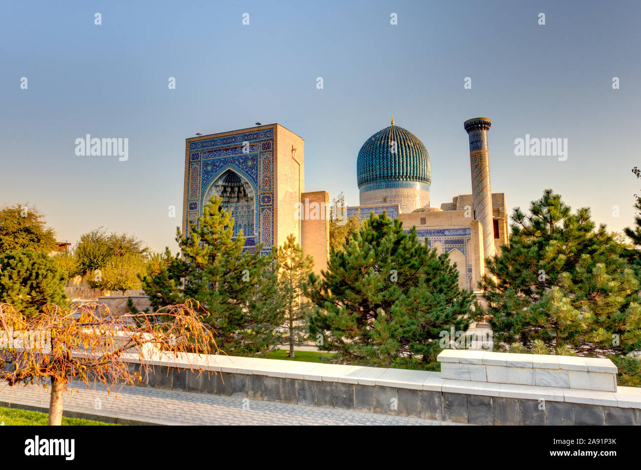 World heritage amir timur mausoleum hi-res stock photography and images ...
