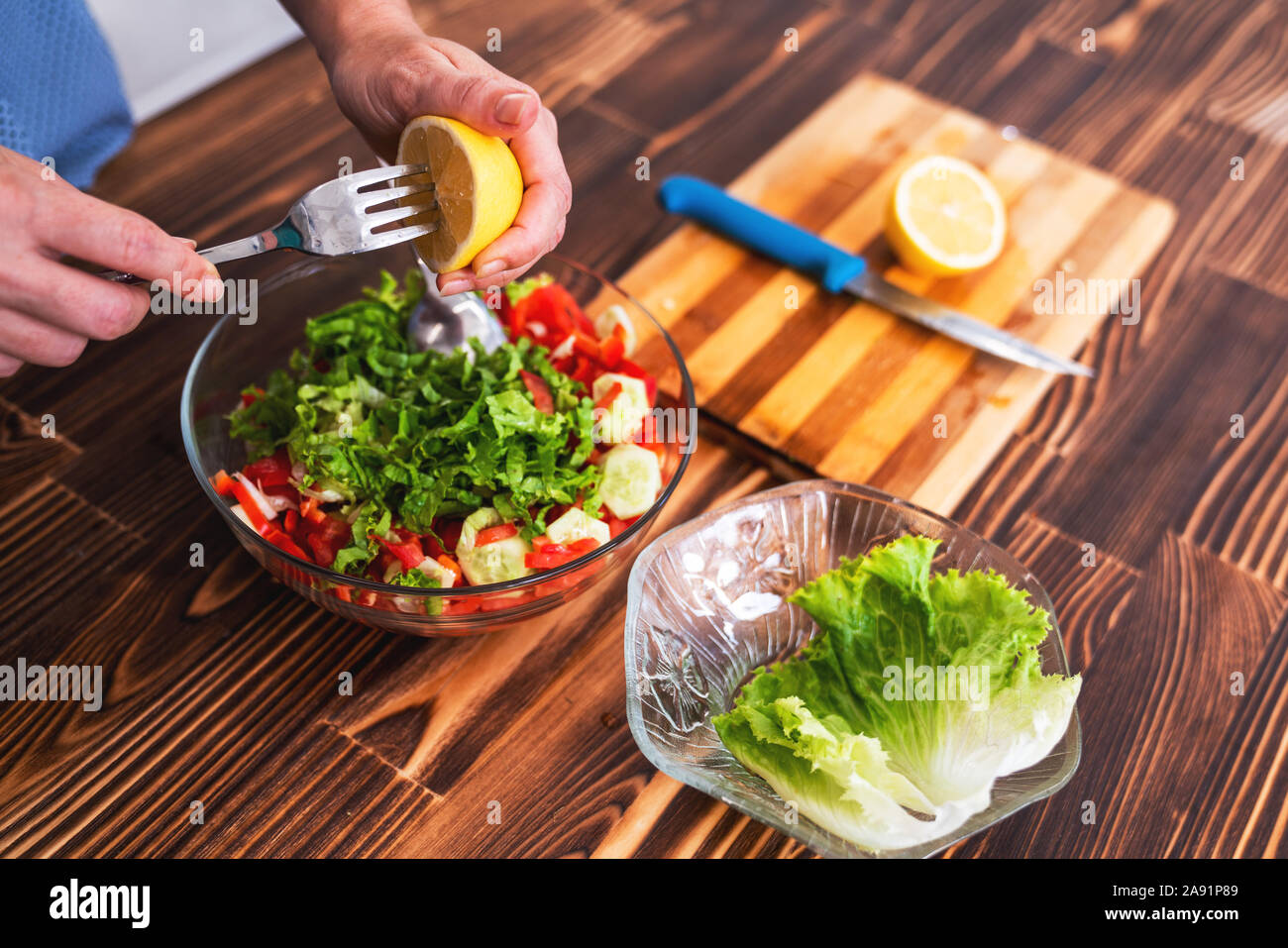 Squeezing hi-res stock photography and images - Alamy