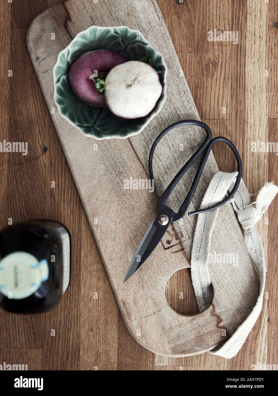 Still life with scissors Stock Photo - Alamy