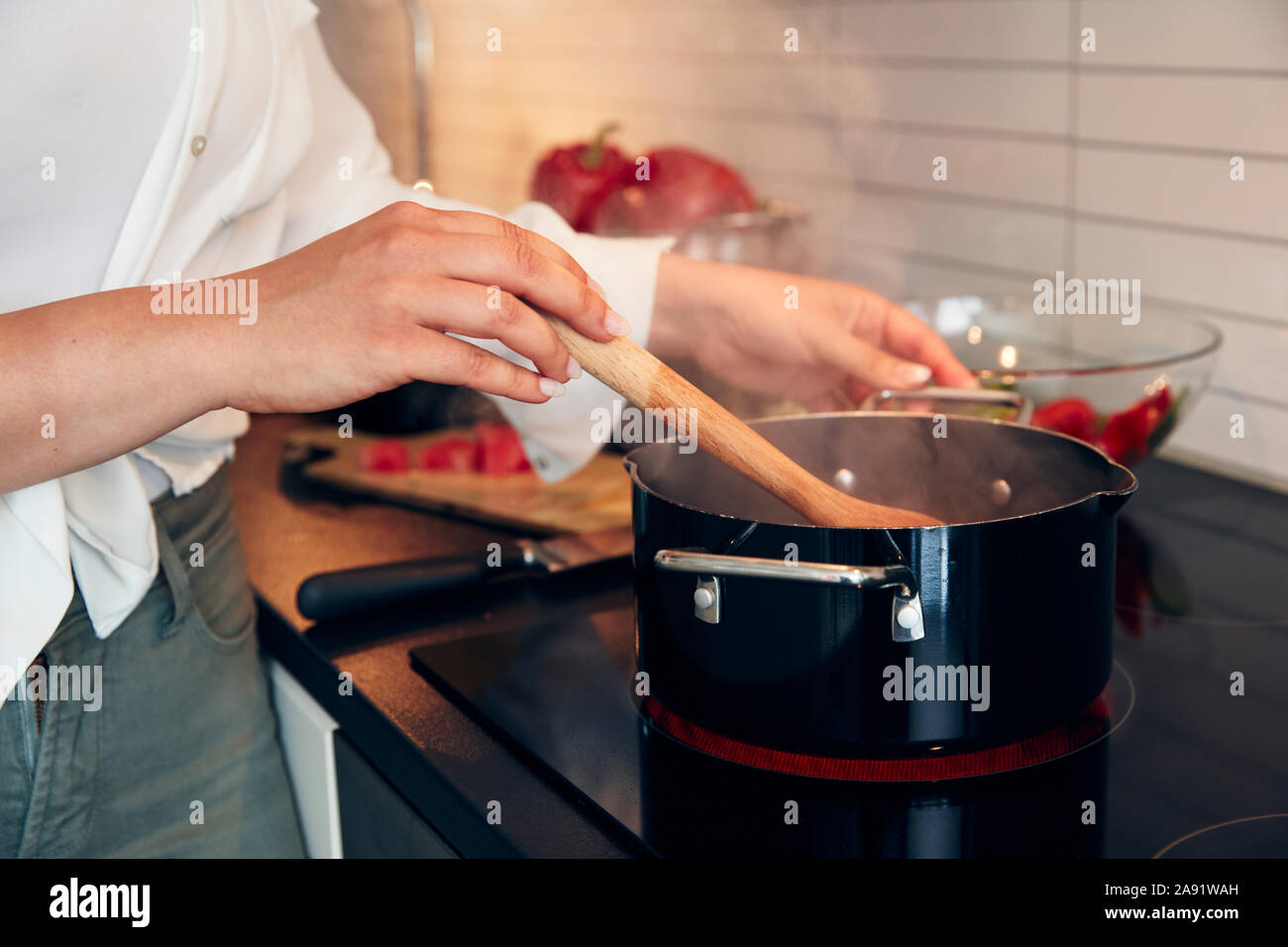 Cooking in the heat hi-res stock photography and images - Alamy