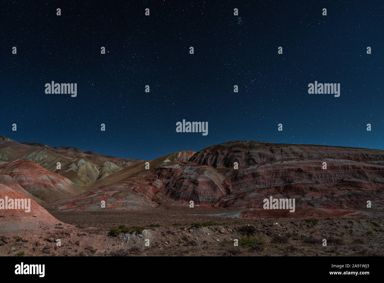 Mountains on the moon hi-res stock photography and images - Alamy