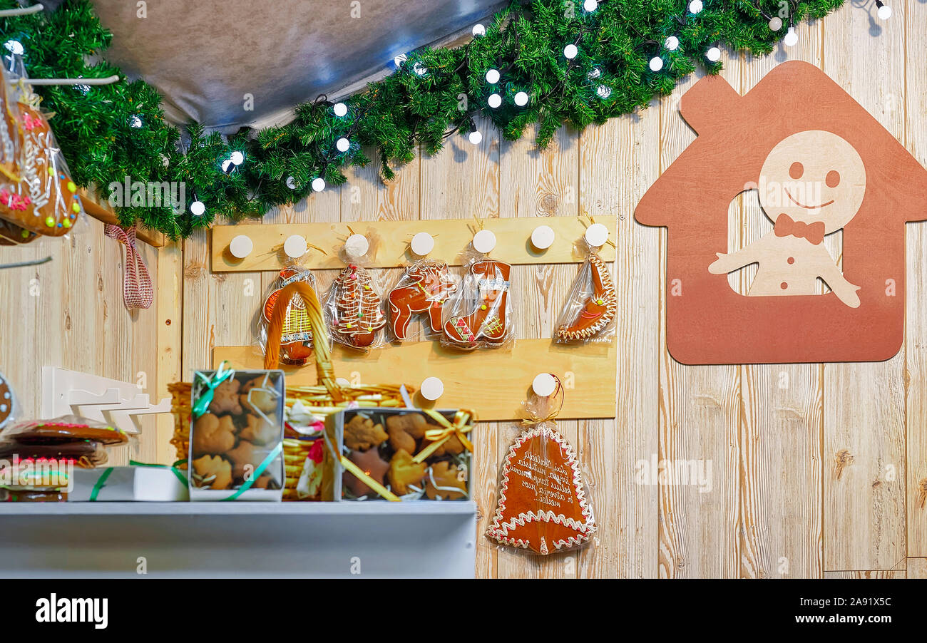 Gingerbread at Christmas Market in Vilnius in Lithuania Stock Photo - Alamy