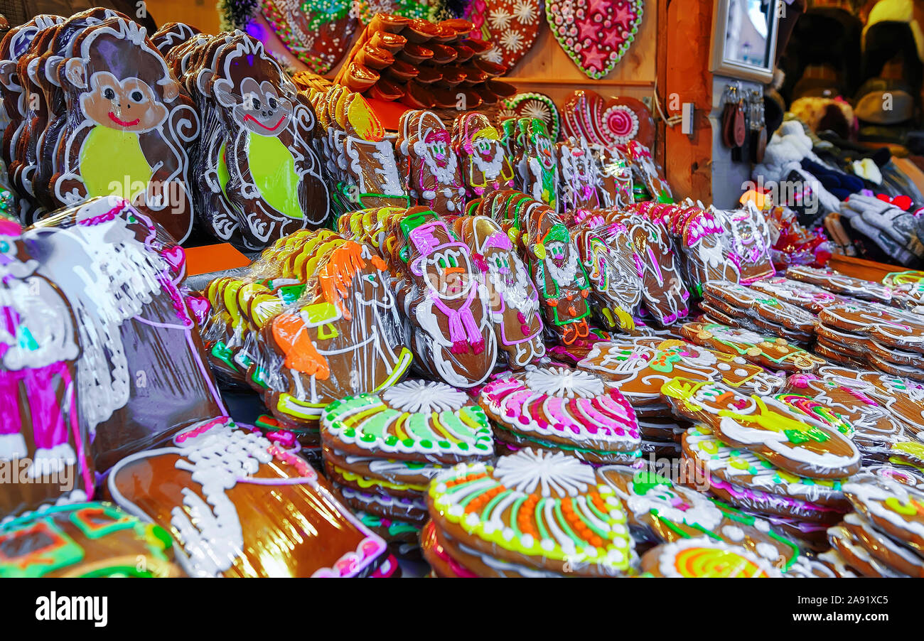 Colorful gingerbread counter with icing in Riga Christmas Market Stock ...