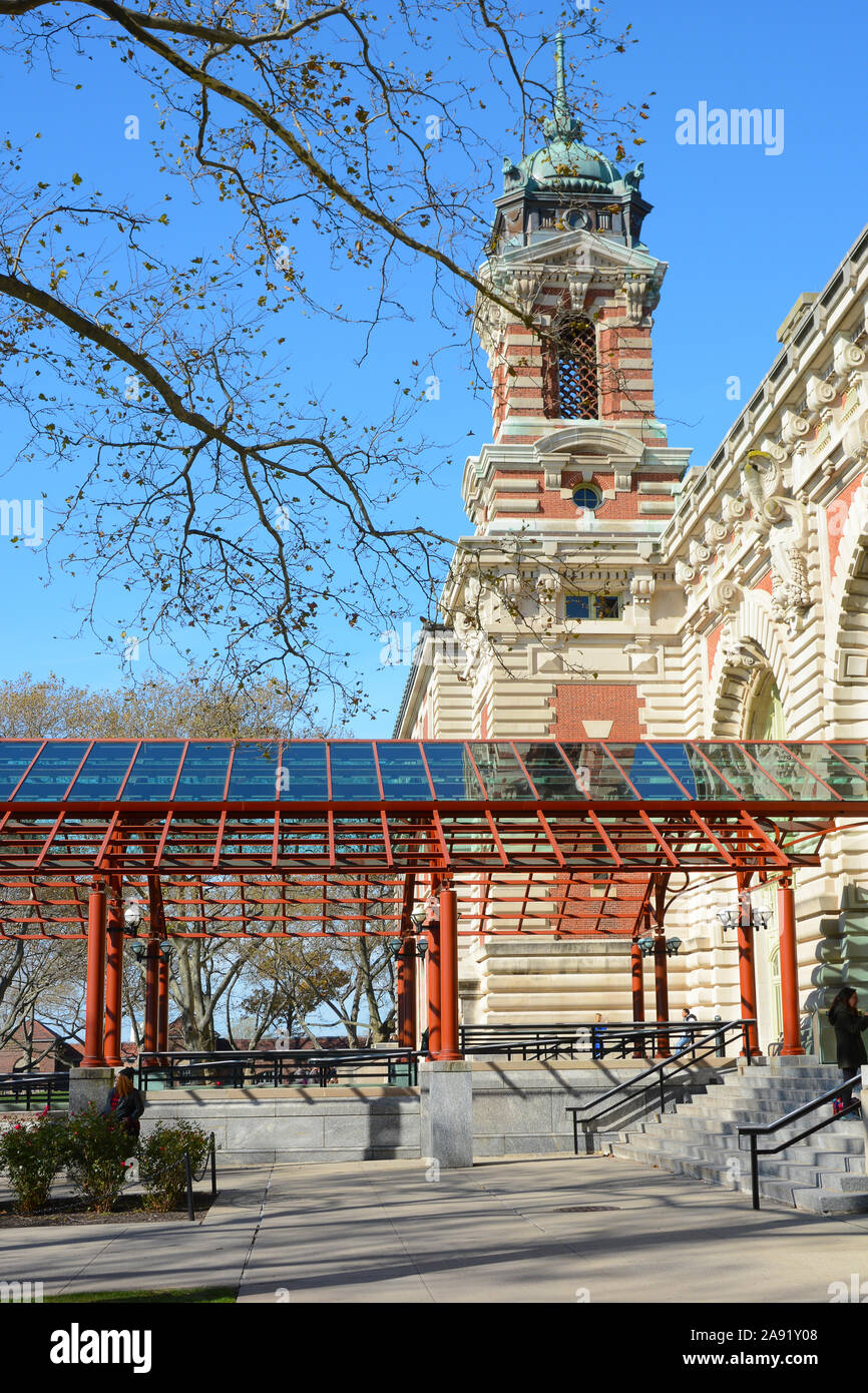NEW YORK, NY - 04 NOV 2019: Closeup side view of the Entrance to the ...