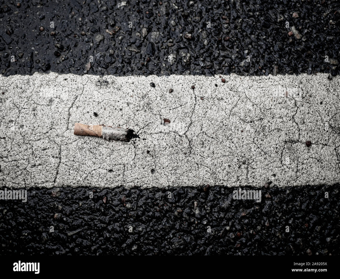 Cigarette end hi-res stock photography and images - Alamy