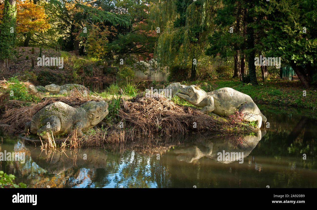 Dinasour and extinct animal sculptures in Crystal Palace Park in London ...