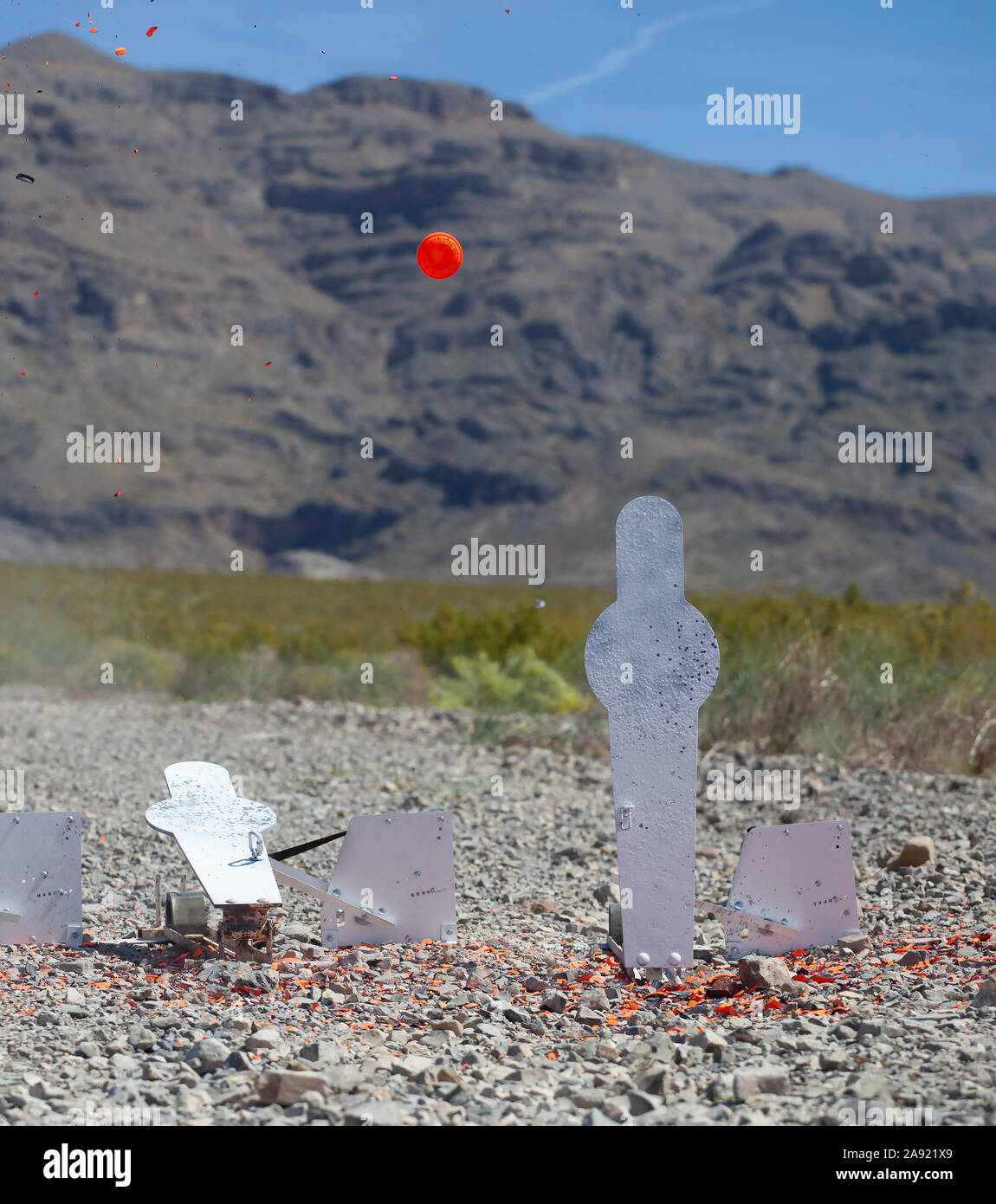 Shooting competition hi-res stock photography and images - Alamy