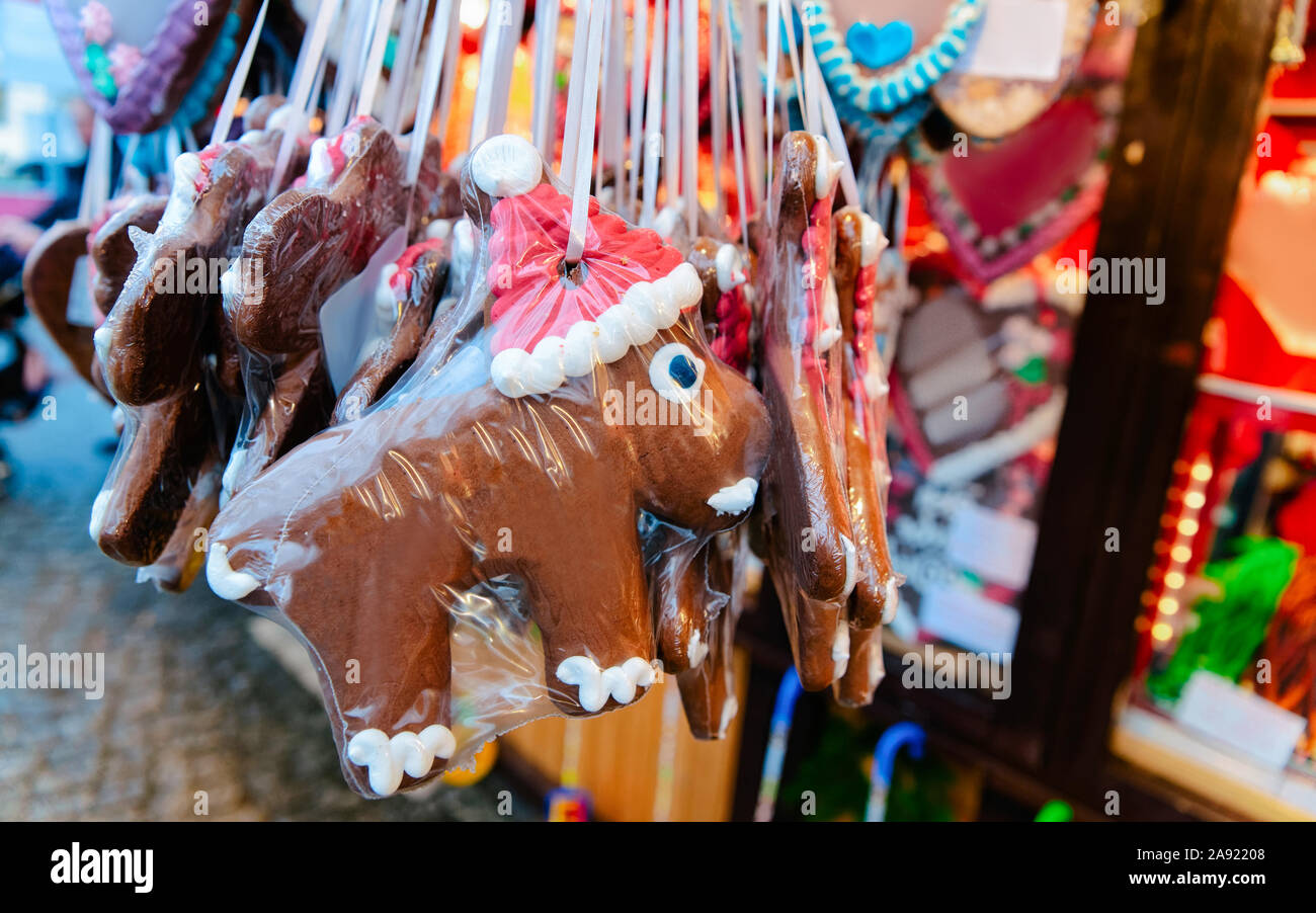 Gingerbread cookies at Christmas market of Germany Stock Photo - Alamy