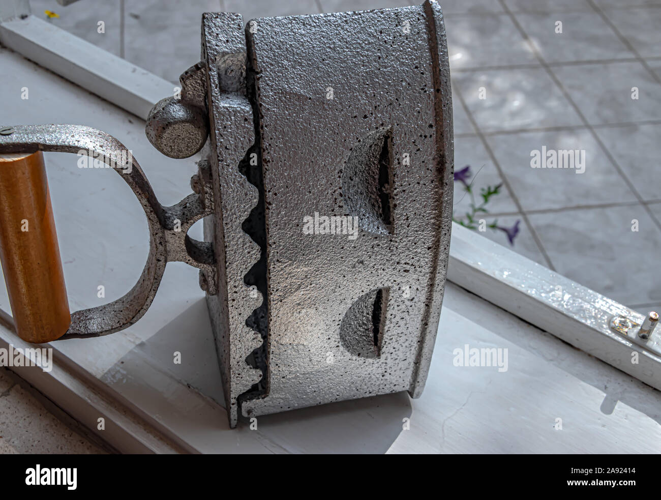 Sadiron hi-res stock photography and images - Alamy