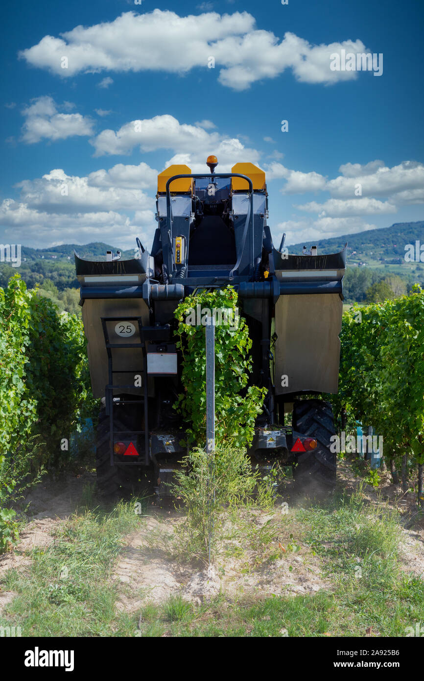 Big machine hi-res stock photography and images - Alamy