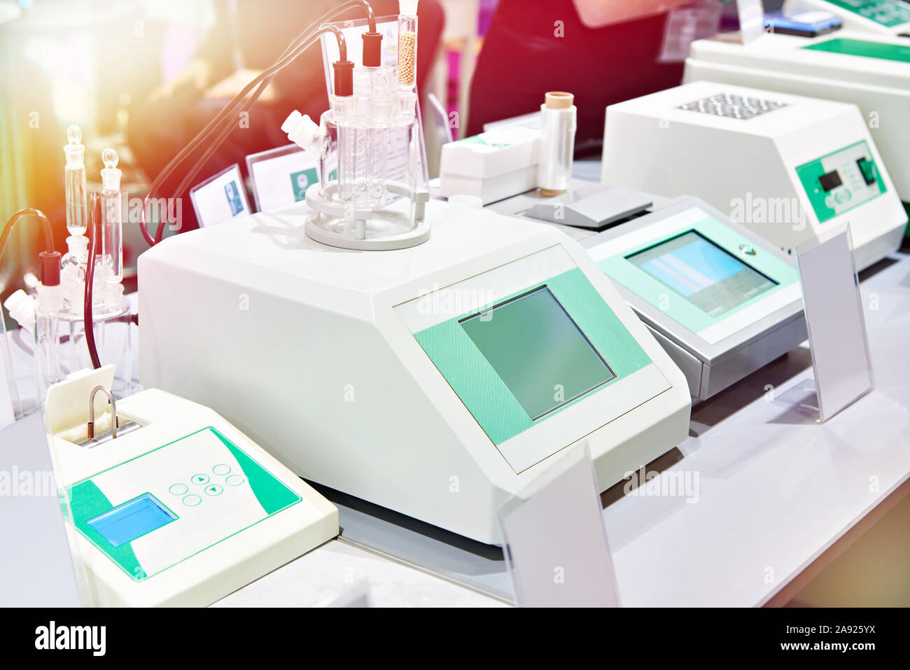 Chemical equipment for the laboratory Stock Photo - Alamy